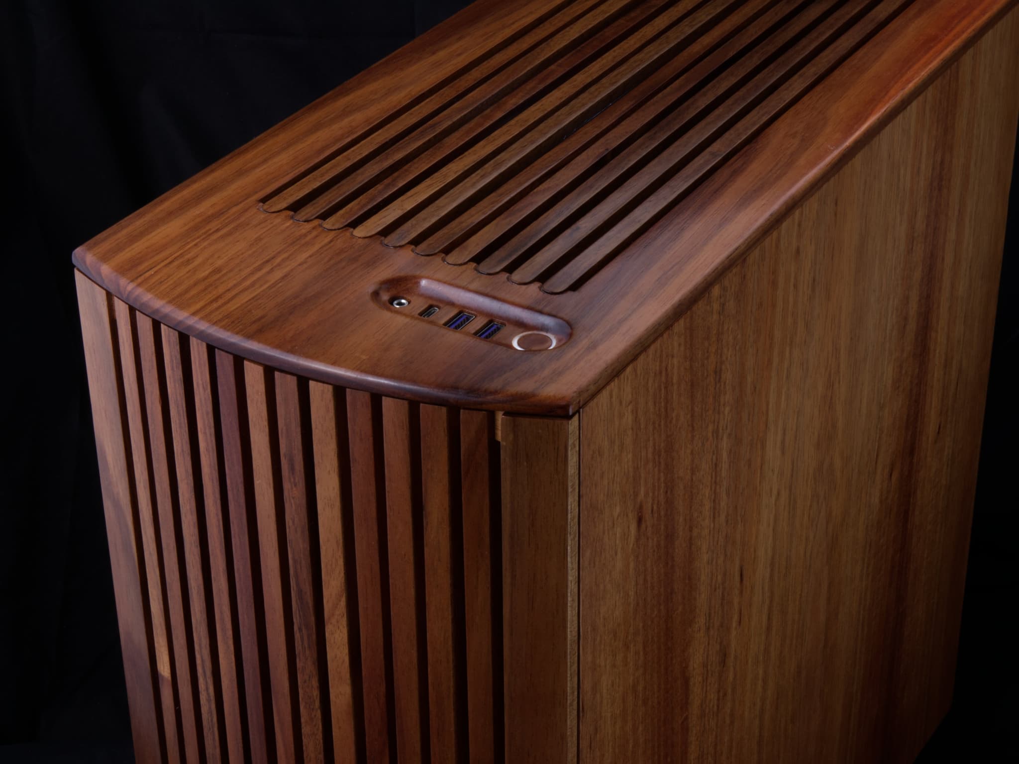 Woodfort Cases - Handmade wooden PC cases