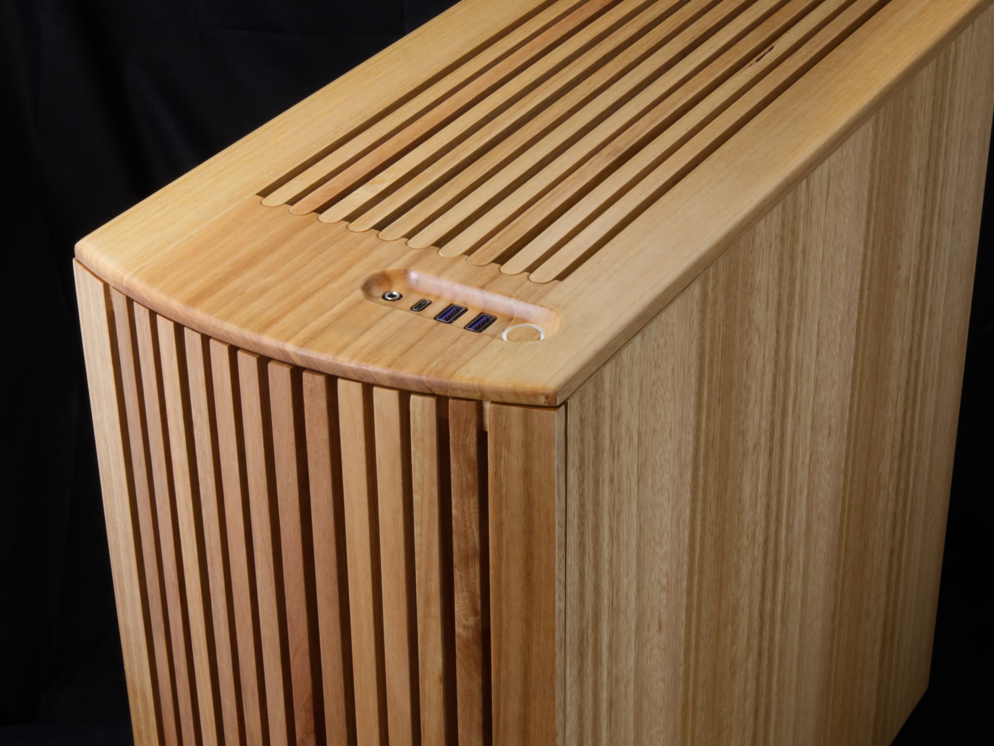 Woodfort Cases - Handmade wooden PC cases